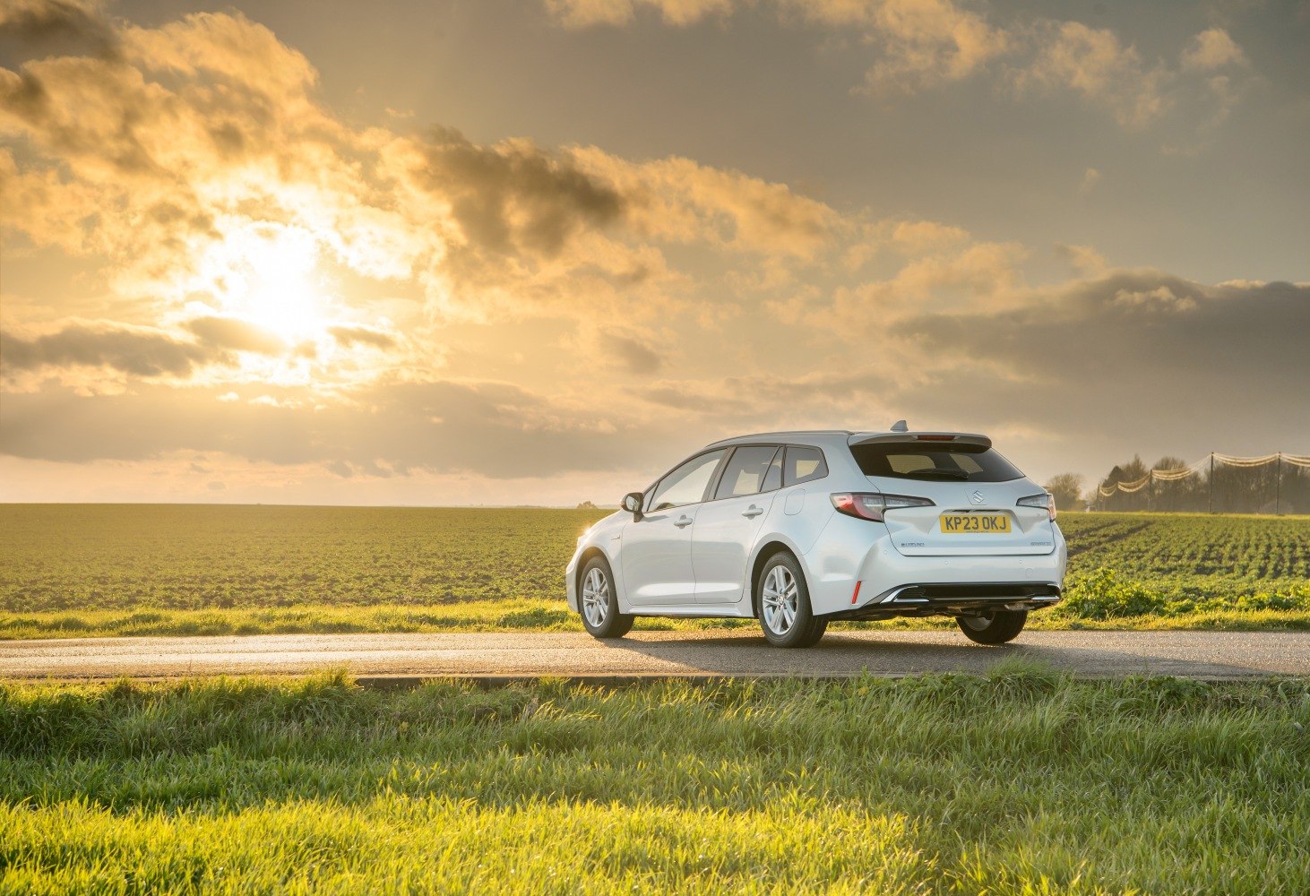 Suzuki Swace technical specifications and fuel economy